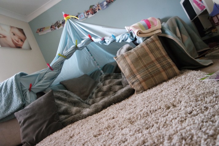 A guide to building a great children's den - MummyConstant