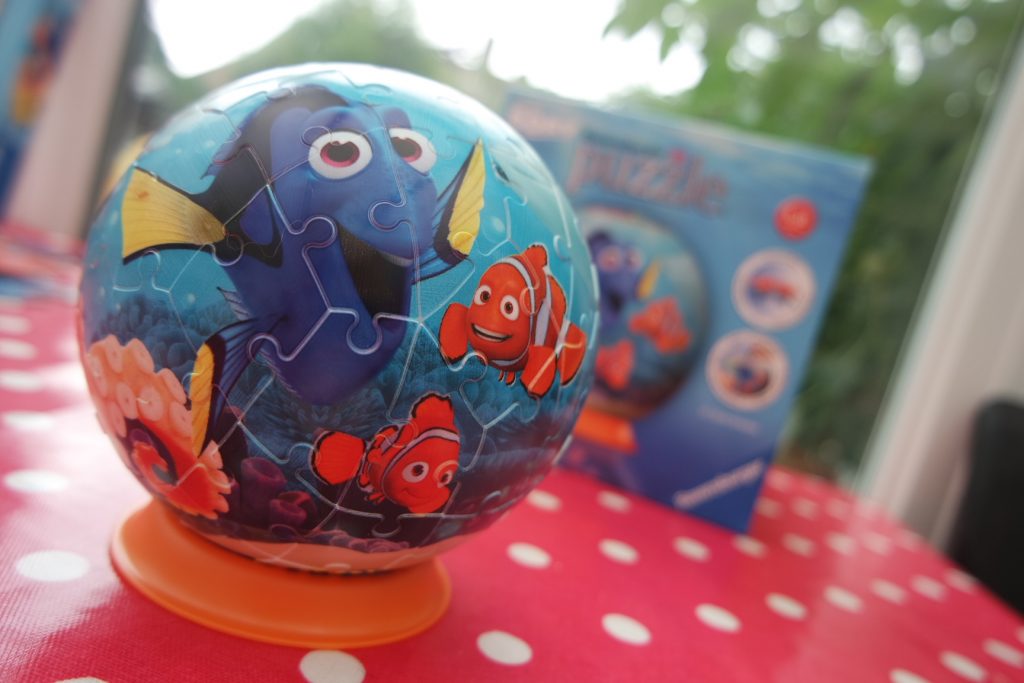 Ravensburger "Finding Dory" puzzles - MummyConstant